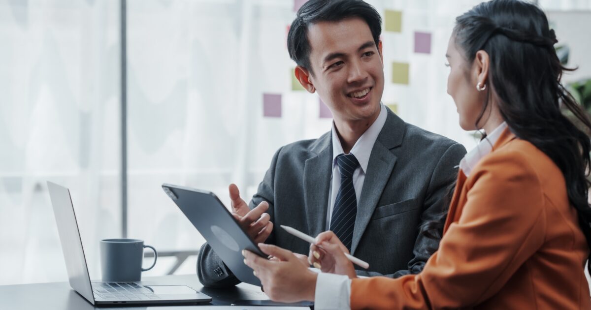 Pros and cons of statutory consolidation and management reporting | Prophix